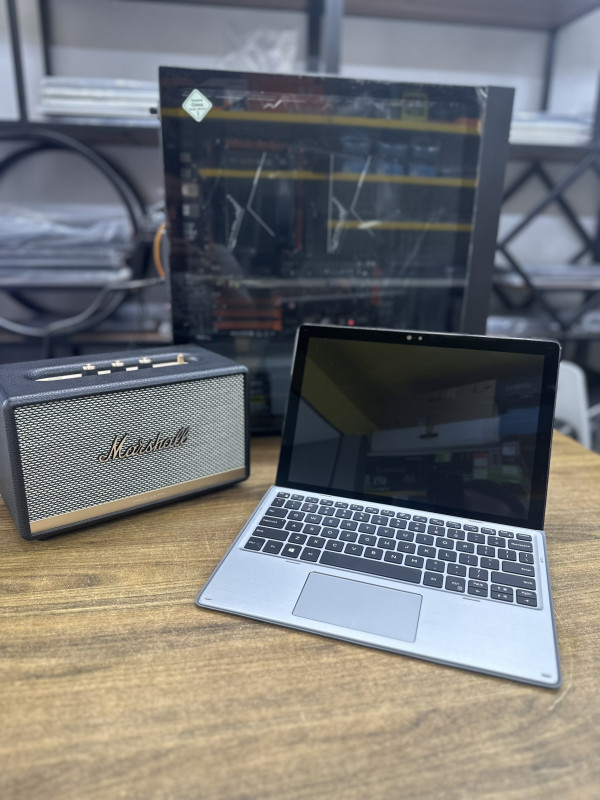 Dell Latitude 7200 - 2 in 1 | i7-RAM 16GB Giá rẻ + Trả góp 0%