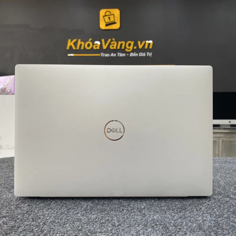 Dell XPS 13 plus 9320 i7-1260P 16GB 512GB 3.5k oled touch