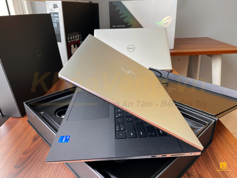 XPS 17 9700 i7 10875H | 16GB | 512G SSD | 2060 | 17.0" FHD