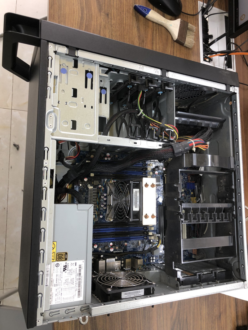 Lenovo ThinkStation S30 – Nhập Khẩu Từ USA – Khóa Vàng